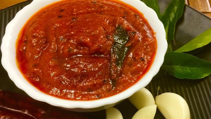 Poondu Chutney Recipe: ஆரோக்கியமான பூண்டு சட்னி சுவையாக செய்வது எப்படி ...
